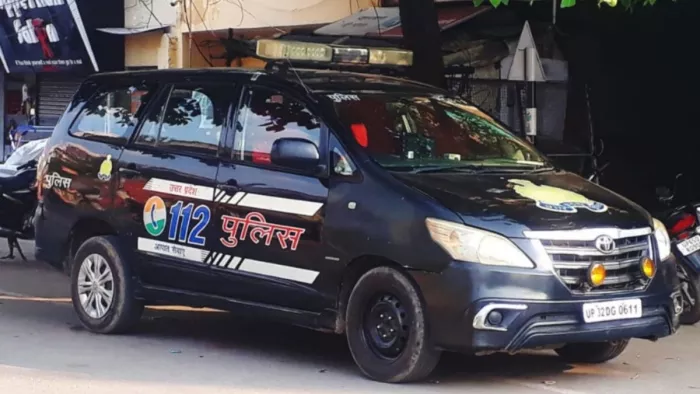 UP News: गोकशी के आरोपित ने पुलिस पर दागी गोली, बुलेट प्रूफ जैकेट पहनने ...