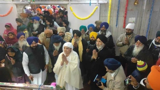 पंथ की चढ़दी कला में योगदान जारी रखे संगत - sgpc head worship during ...