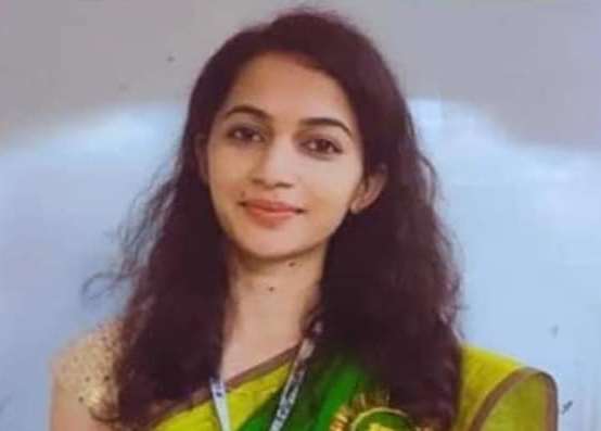 सिरमौर जिला की दो बेटियां पूनम व नेहा एम्स में बनी नर्सिंग आफिसर ...