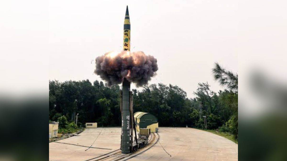 Agni-5: सात हजार किमी तक दुश्मन के ठिकाने को भेद पाएगी अग्नि-5, DRDO ने ...