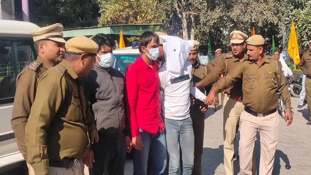 दिल्ली-जयपुर हाईवे पर आतंक मचाने वाले गैंग के 3 सदस्य गिरफ्तार, एक रात ...