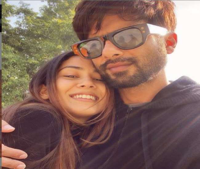 Meera Rajput Kapoor के साथ छुट्टियां मनाने गोवा पहुंचे शाहिद कपूर, किया ...