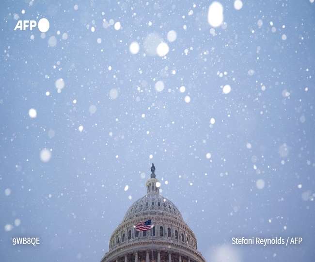 अमेरिका का बर्फीले तूफान से बुरा हाल लाखों घरों की बिजली गुल - Winter storm hits US East Coast ...