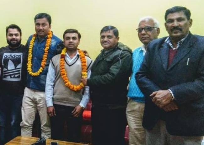 मेधावियों को सम्मानित करेगी अखिल भारतीय क्षत्रिय महासभा - Amit Bane ...