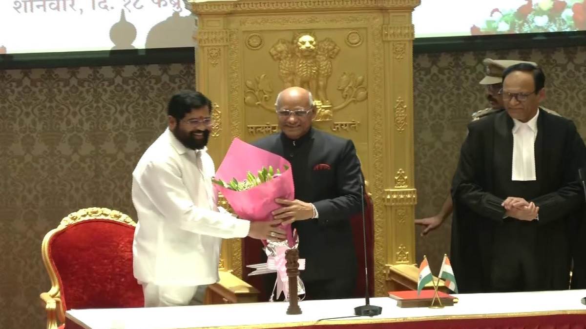 Ramesh Bais: रमेश बैस ने महाराष्ट्र के राज्यपाल का पदभार संभाला, भगत ...