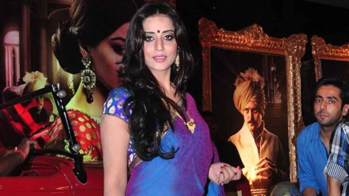 Mahie Gill Married साहेब बीवी गैंगस्टर फेम माही गिल ने रचाई गुपचुप शादी जानें कौन हैं एक्ट्रेस