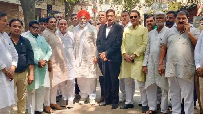 राकेश टिकैत और बागपत के BJP विधायक समेत 24 नेताओं की बढ़ीं मुश्लिकें ...