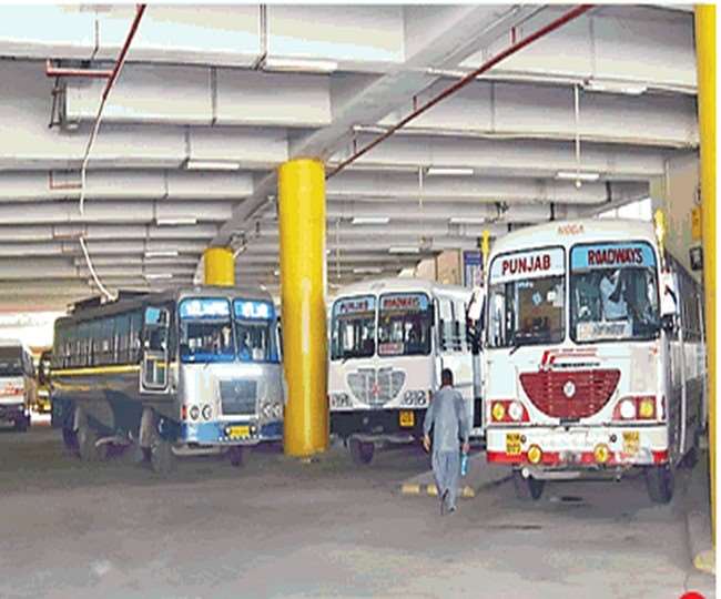 चंडीगढ़ ने रोकी पंजाब की बसें तो मोहाली फेज-छह बस स्टैंड पर ही उतर रहे ...