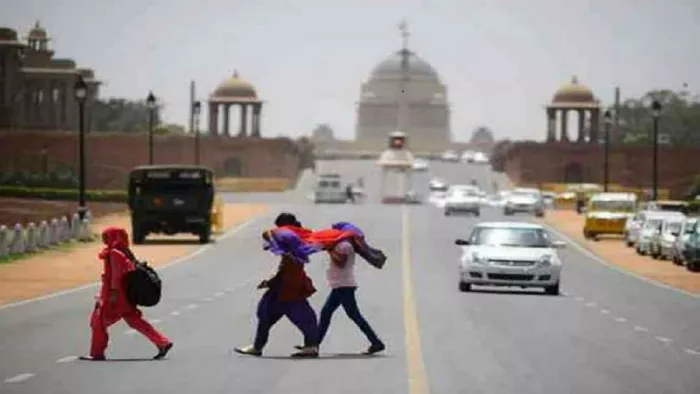 Delhi News: दिल्ली में हीट इंडेक्स ने तोड़ा छह साल का रिकार्ड, लगातार ...