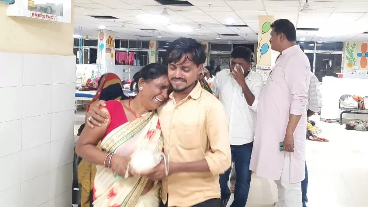 Hazaribagh News: अस्पताल में नहीं थे डाक्टर, विधायक करते रहे आंदोलन और बच्चे की हो गई मौत ...