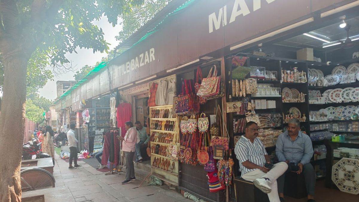 Supreme Court on Taj Mahal: ताजमहल के पास खुली दुकानें, एडीए को विधिक ...