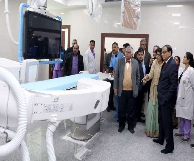 ऋषिकेश एम्स में शुरू हुई देश की पहली कैथ लैब, जानिए इसके बारे में ...