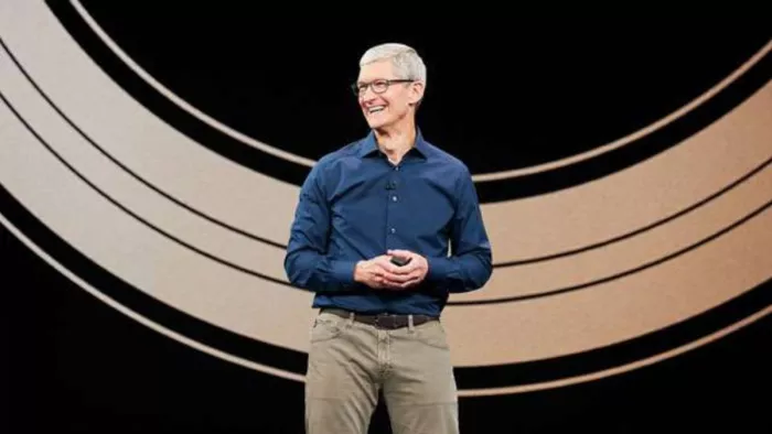 Tim Cook ने भारतीय स्टूडेन्ट्स को दी सलाह, कहा- स्कूल में ही सीखनी ...