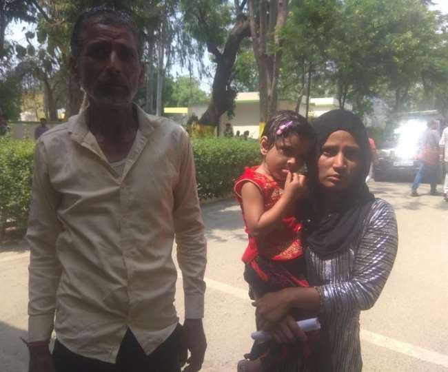 मुरादाबाद कचहरी में पत्नी पर चाकू से जानलेवा हमला, दहेज उत्पीड़न के ...