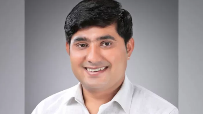 फिर पलटे AAP पार्षद विजय कुमार, कहा- परिवार पर दबाव न बनाए नेता, कल उप महापौर के लिए किया था ...