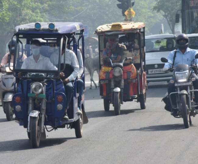Delhi Lockdown 4.0: दिल्ली में बस-ऑटों के साथ काम धंधों ने भी भरी रफ्तार - Delhi Lockdown 4.0 ...