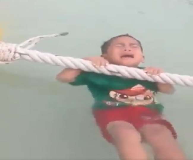 जब बच्चे ने किया डूबने का नाटक तो घरवालों ने ऐसे ली खबर - Twitter Viral ...