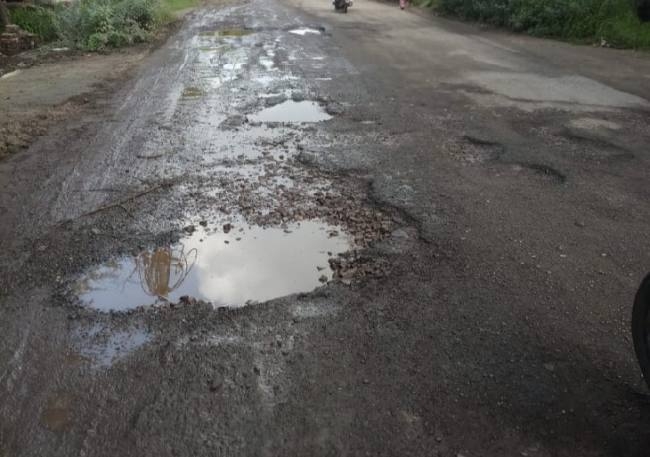 नारनौल-पनियाला मोड़ एनएच के हालात बदतर, आधा दर्जन जगहों पर बन गए डेथ ...