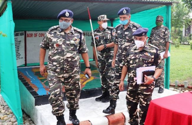 सीमा क्षेत्र में रह रहे लोगों से मित्रवर व्यवहार करें : संजय - SSB DIG ...