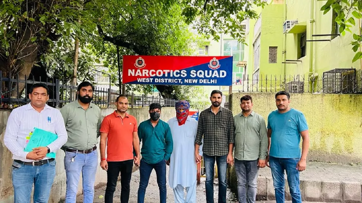 दिल्ली पुलिस ने ड्रग्स सप्लाई के मामले में 2 आरोपितों को किया गिरफ्तार ...