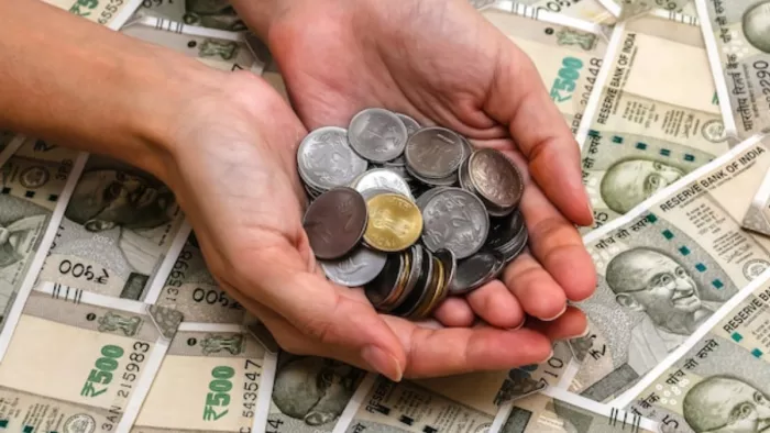 Astro Money Tips: इस दिन बिल्कुल भी न करें पैसों का लेन-देन, करना ...