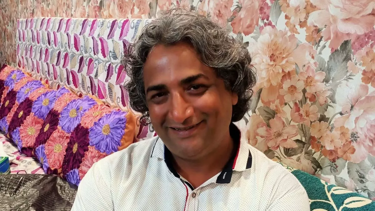 Deva Mela 2022: मुशायरे में पहुंचे शायर अजहर बोले, हमारी जिंदगी के करीब ...