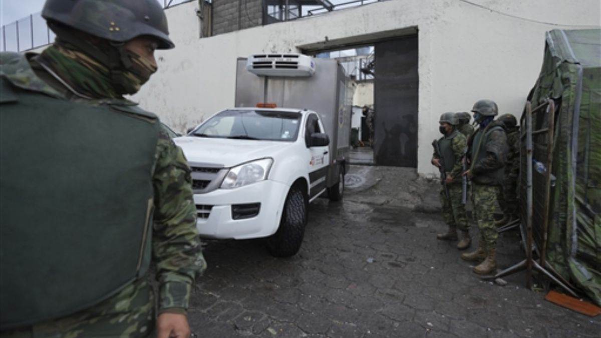 Ecuador Prison Riot इक्वाडोर की जेल में भड़की हिंसा संघर्ष में नौ लोगों ...