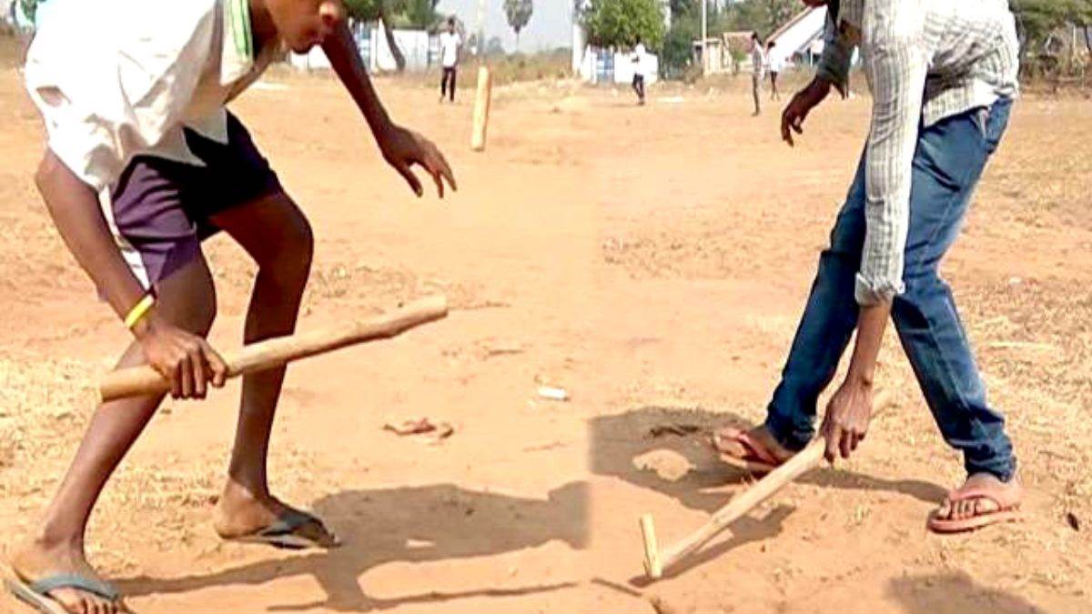 बिहार के स्कूल में अब गिल्ली-डंडा, लुकाछिपी और कंचा खेलेंगे बच्चे ...