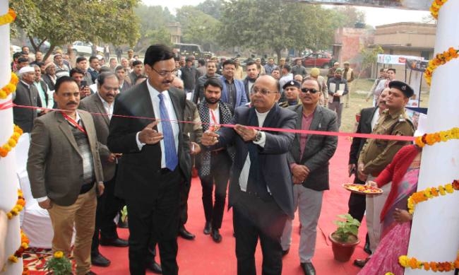 कलक्ट्रेट परिसर में खुला डाकघर, लोगों को मिलेगी सुविधा - daak ghar se ...