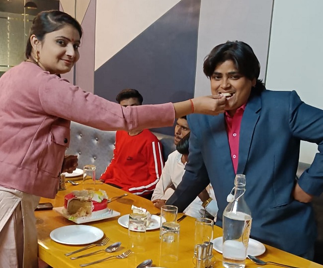 Betrayal In love: जिस सहेली के लिए नारी अस्तित्व छोड़कर सना बनी सोहेल ...