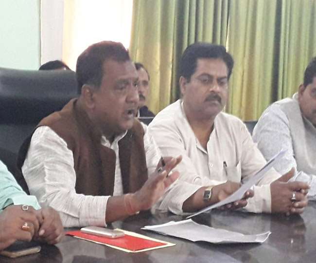 बाघमारा विघायक के समर्थन में खुलकर उतरी भाजपा, जिलाध्यक्ष बोले- 'ढुलू ...