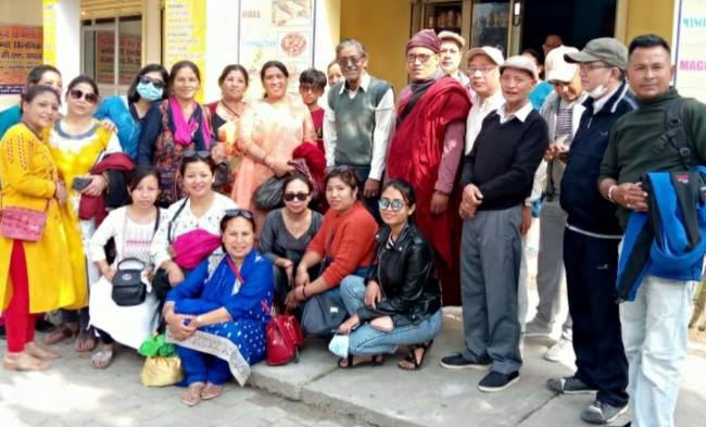 कोरोना काल के बाद नेपाली पर्यटकों से गुलजार हुई बुद्ध नगरी - Buddha ...