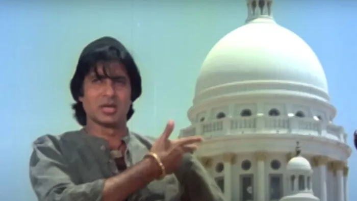 महल जैसे बंगले में शूट हुई थी Amitabh Bachchan की फिल्म मर्द, इस शहर में है मौजूद - Amitabh ...