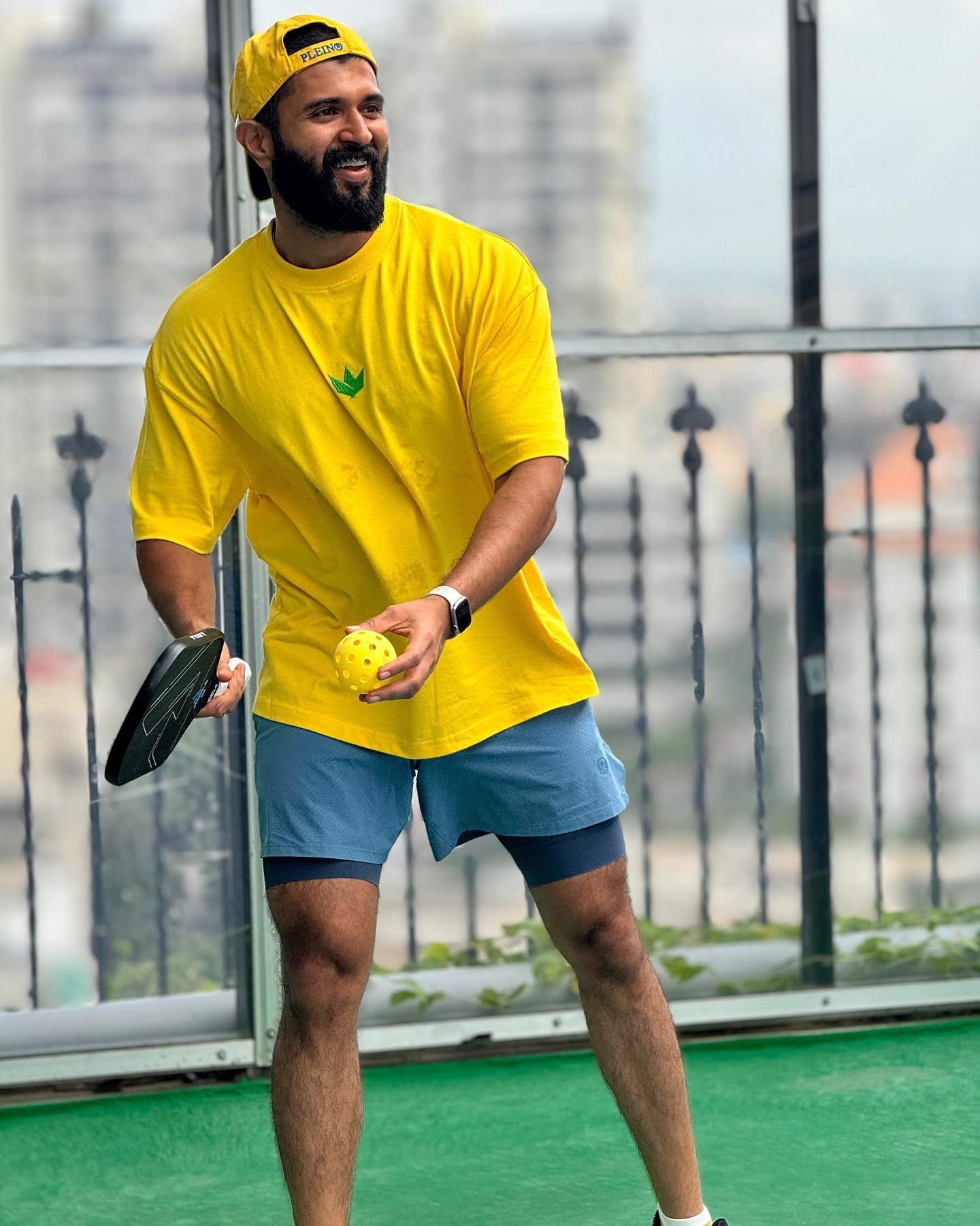 बेटिंग ऐप के प्रचार में बुरे फंसे ये 25 स्टार्स, पुलिस ने मामले में ...