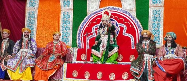 वृंदावन की लीला मंडली ने कालिया नाग मर्दन का किया प्रदर्शन - Kalia Nag ...