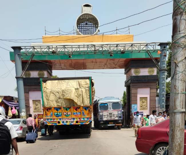 Indo-Nepal border: 36 घंटे बाद खुली सोनौली सीमा, शुरू हुआ आवागमन, जानें ...