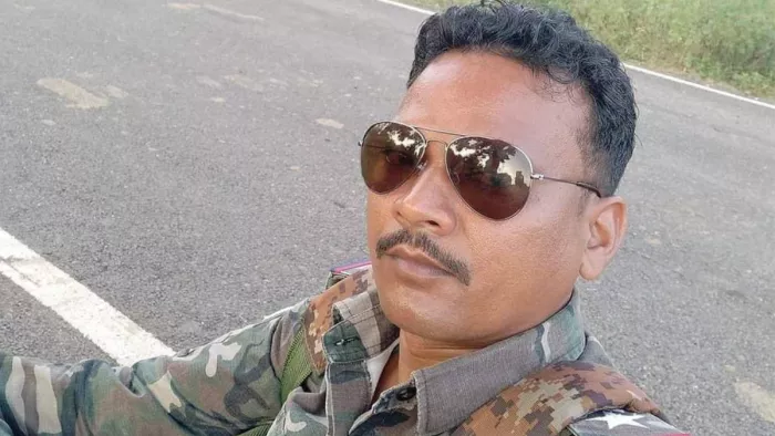 2018 बैच के इस दारोगा ने झारखंड पुलिस को किया शर्मसार, PLFI तक पहुंचा ...