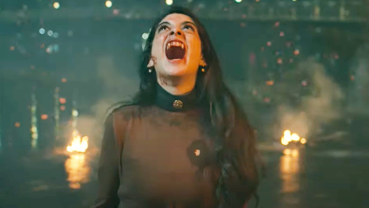 Tooth Pari When Love Bites Review: असरहीन और धारहीन है ये वैम्पायर ...