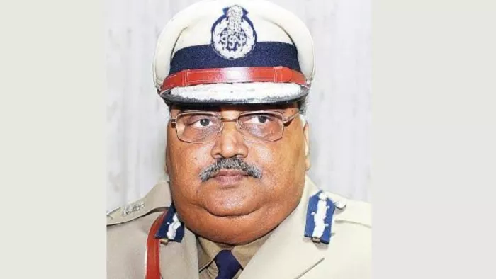 कर्नाटक के पूर्व DGP की हत्या, घर में खून से लथपथ मिली लाश; पत्नी-बेटी ...