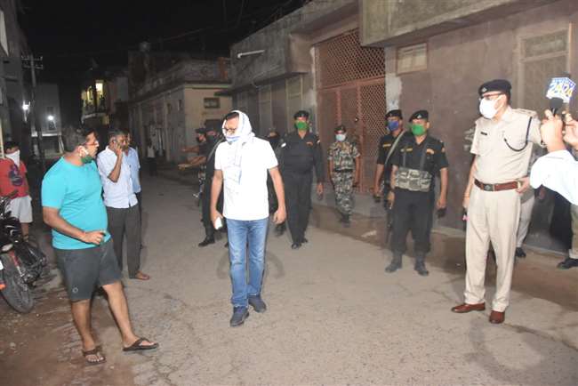 कारोबारी हत्याकांड को लेकर सीतामढ़ी पहुंचे डीजीपी, बोले- ऐसे नहीं चलेगा ...