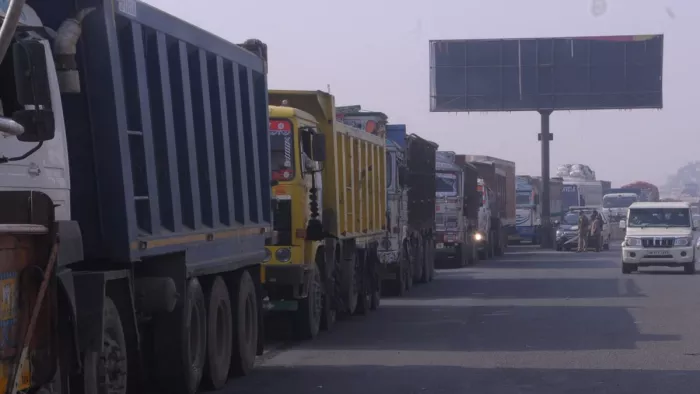 Kanpur Lucknow Highway Jam: उन्नाव में हुए सड़क हादसे के बाद कानपुर-लखनऊ हाईवे पर दो घंटे ...