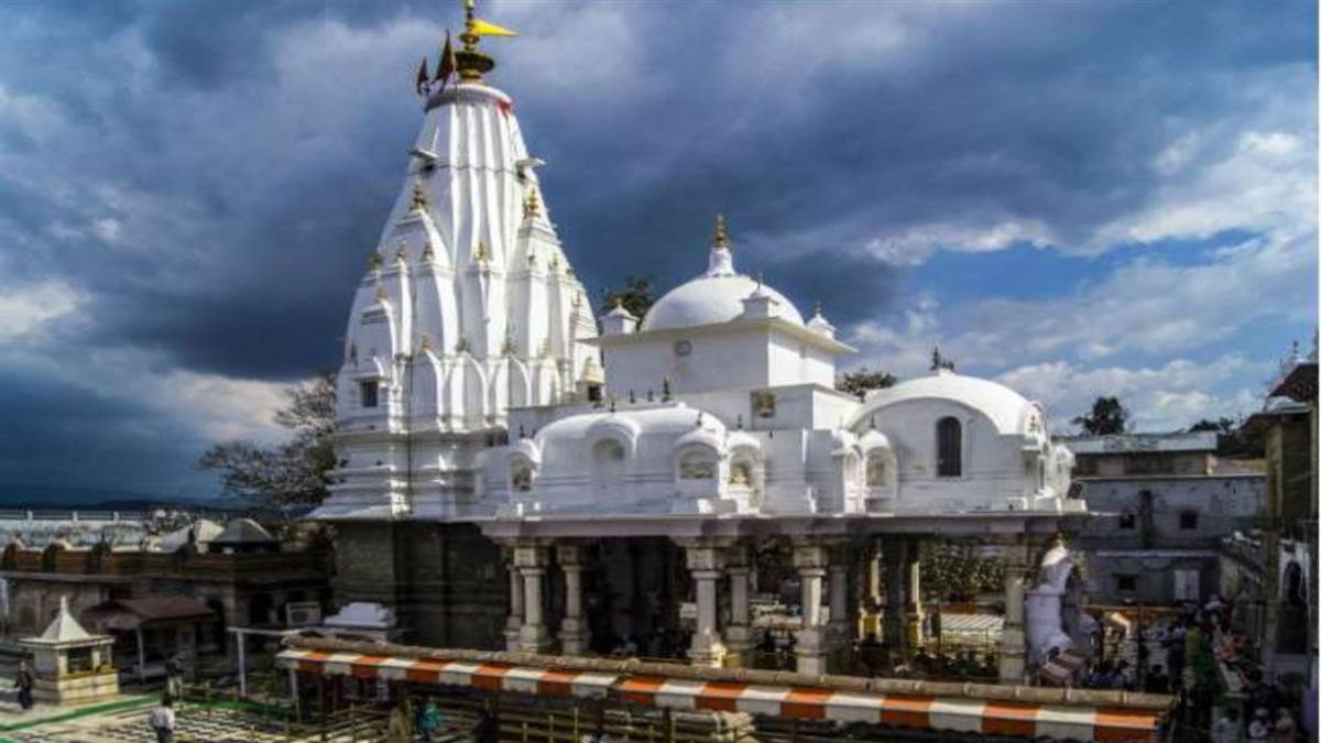 Kangra Famous Temple: पांडवों ने बनवाया था माता बज्रेश्‍वरी का मंदिर ...