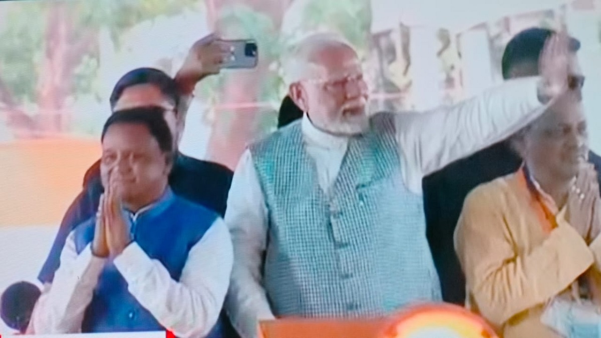 PM Modi Odisha Visit Live Update: प्रधानमंत्री मोदी ने नई ट्रेनों और ...