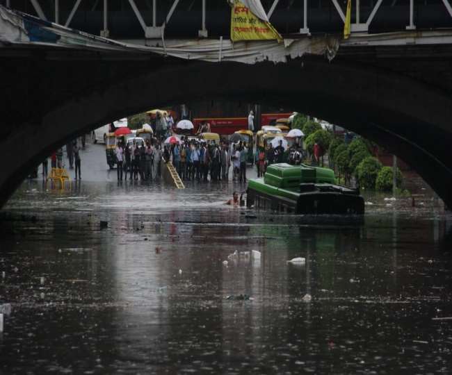 Minto Bridge: 27 साल में दिल्ली को मिले पांच मुख्यमंत्री लेकिन बदली ...