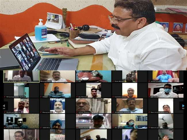 बोले रवींद्र जायसवाल, नियमों का कड़ाई से पालन करें काशीवासी तो खत्म हो ...