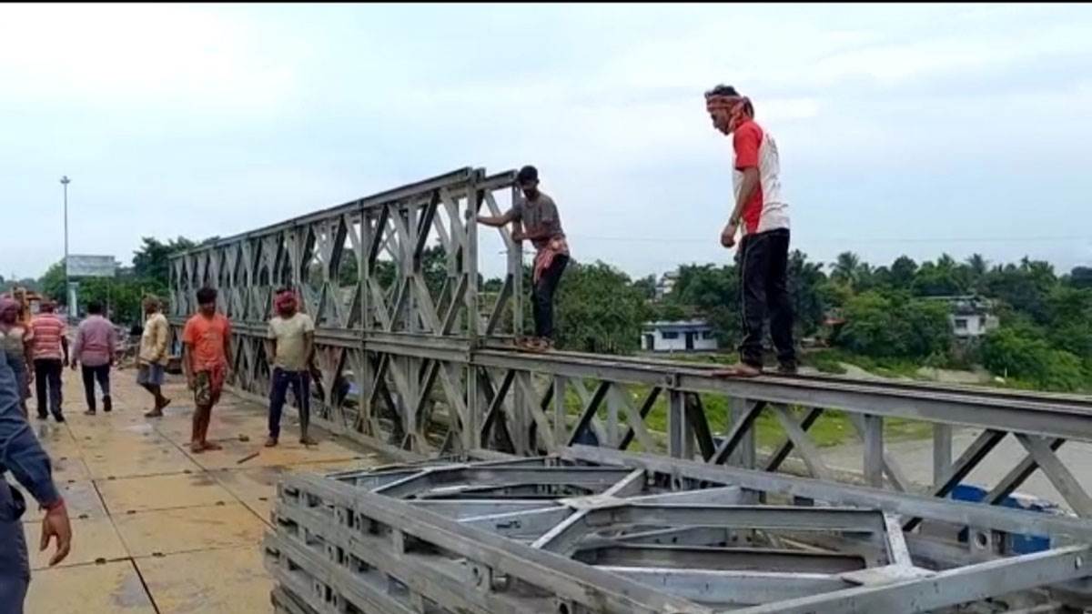 सिलीगुड़ी में 23 अगस्‍त से खुल जाएगा बालासान ब्रिज इस बीच जान जोखिम में ...