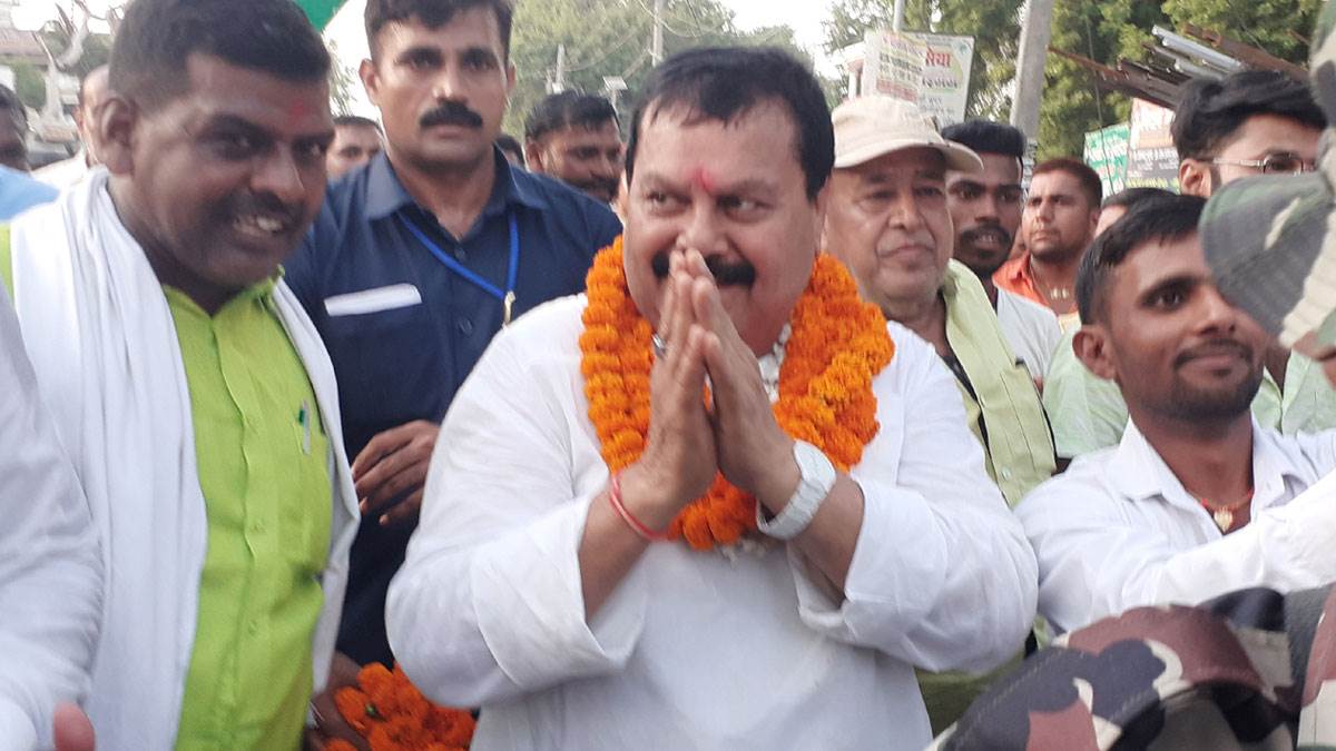 बिहार सरकार के मंत्री सुरेंद्र यादव भूले मर्यादा, पीसी में खुद के लिए कह दी ऐसी बात कि भाजपा ले ...