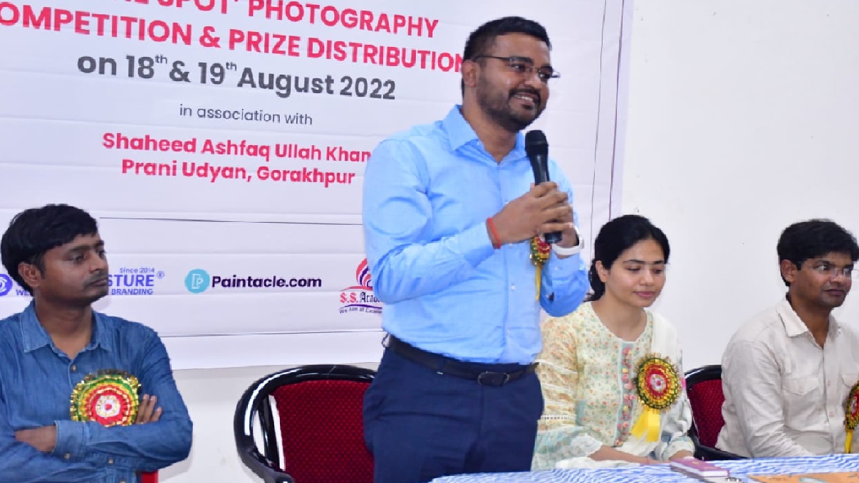 Photography प्रतियोगिता में अव्वल प्रतिभागियों को GDA उपाध्यक्ष ने किया ...