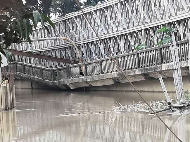 घोरघट पुल : निर्धारित समय पर नहीं हो पाया निर्माण, एजेंसी की सिक्योरिटी ...