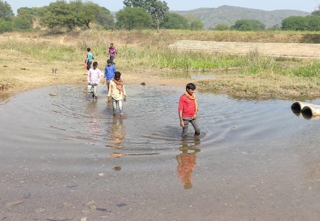 मिटिहिनिया में पांडु नदी पर दो करोड़ 17 लाख से बनेगी पुलिया - A culvert ...